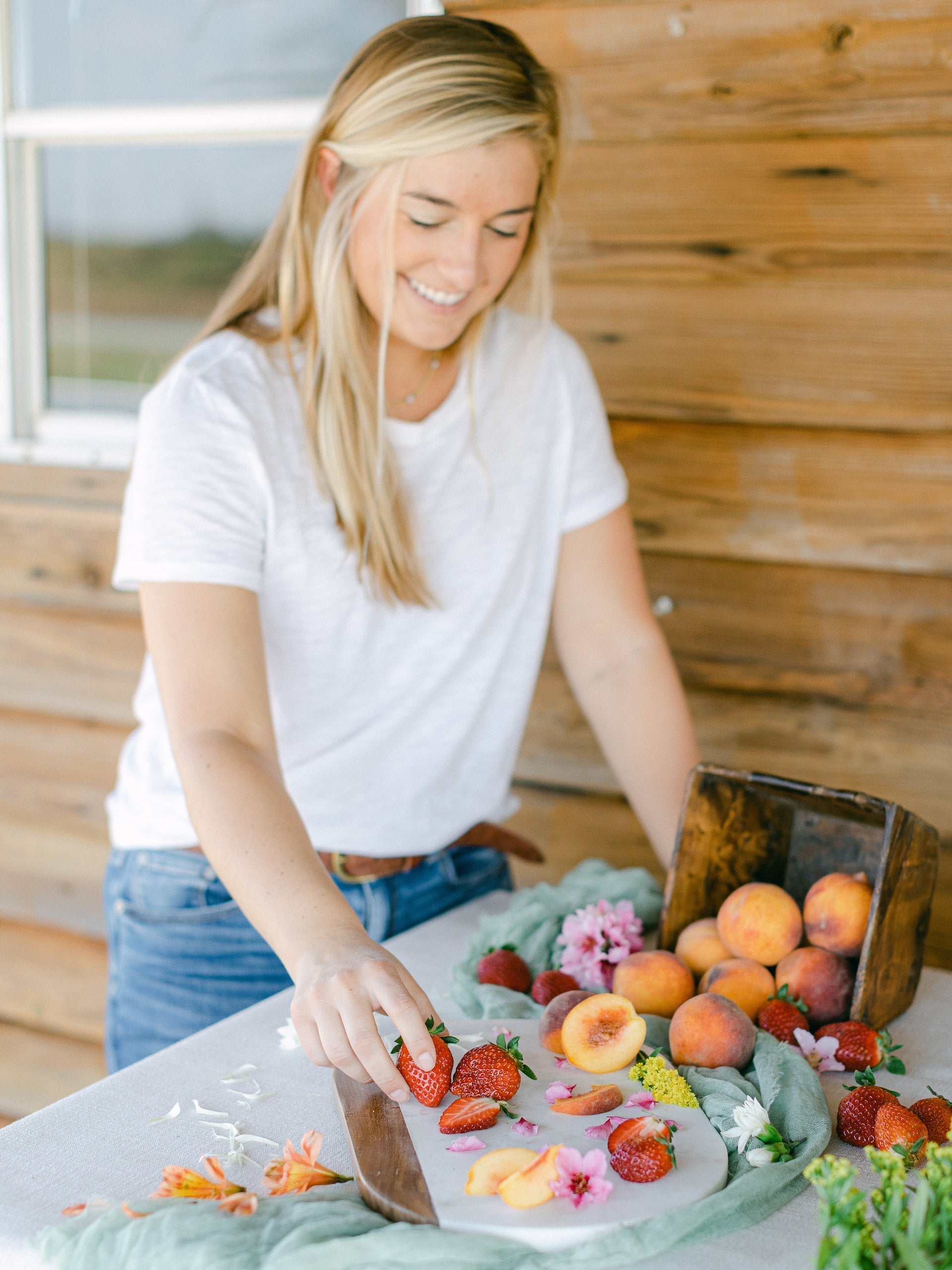 Farm Fresh Girl – Magnolia and Moonshine